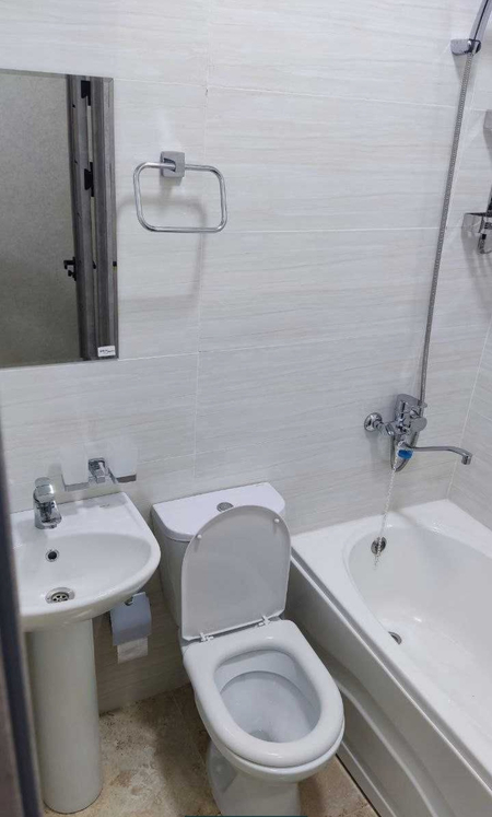 Продаётся Юнусабад 13кв навастройка Хон Сарой 1 комната