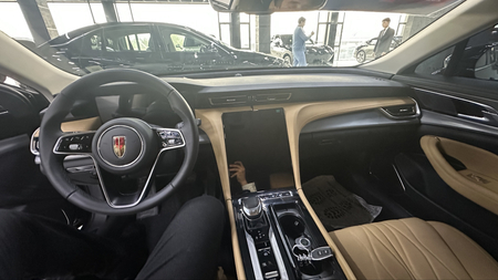 HONGQI H5 Restyling 2.0T