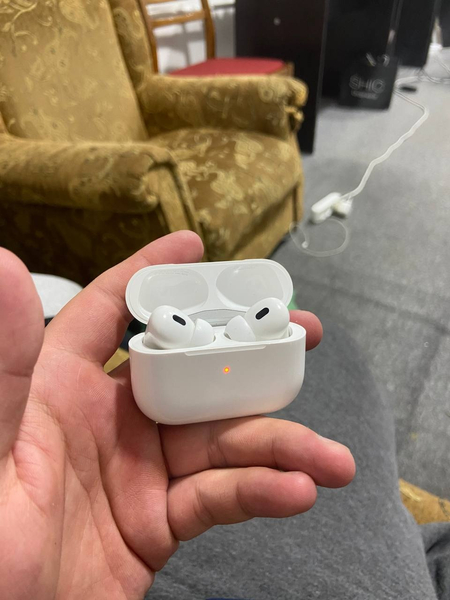 Airpods pro lightning