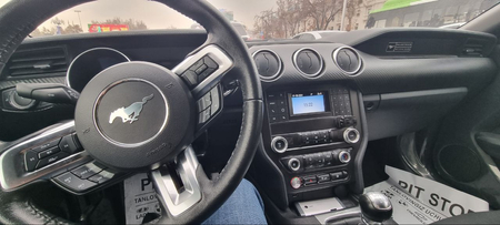 Ford Mustang 2020