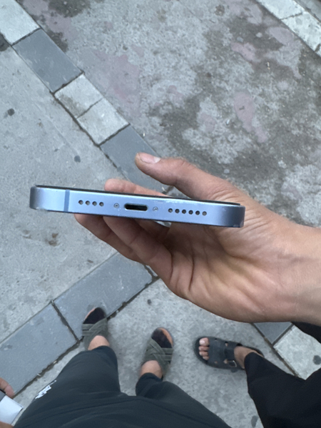 Iphone 14 plus qrilgan joyi bor yomkst 84