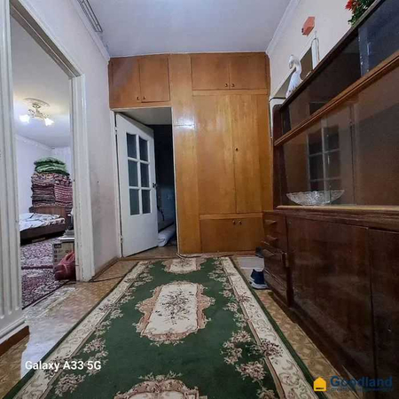 Продаётся квартира 4/4/4 на Юнусабаде, 18 квартал. (J2231)