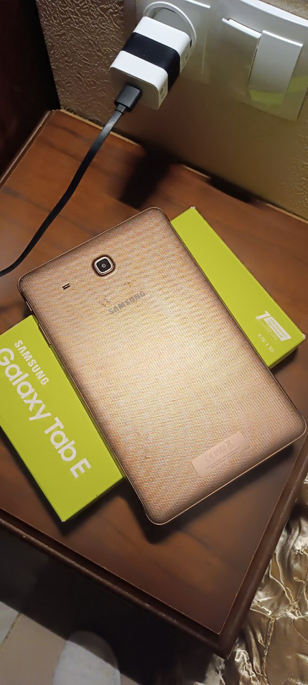 Планшет samsung galaxy tab E