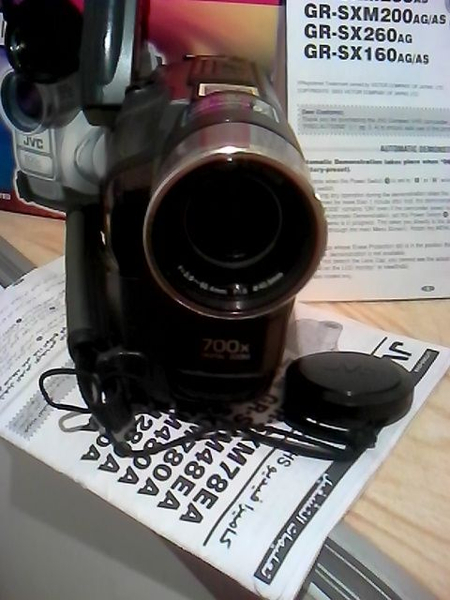 Продам JVC GR-SX140A
