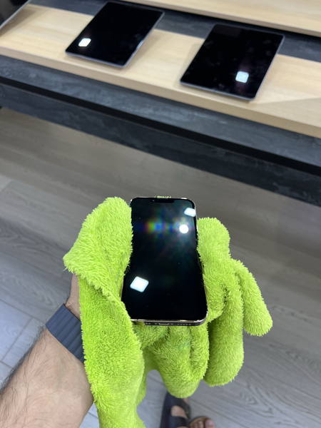 Iphone13 pro srochna sotiladi