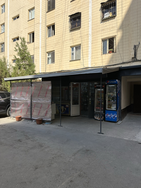 Mini market arendaga beriladi