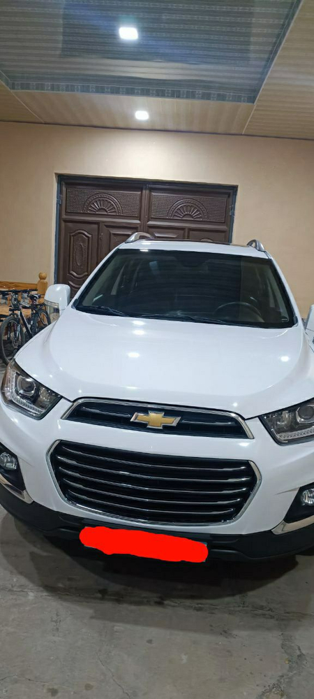 Captiva 2.4 не бито и не крашино