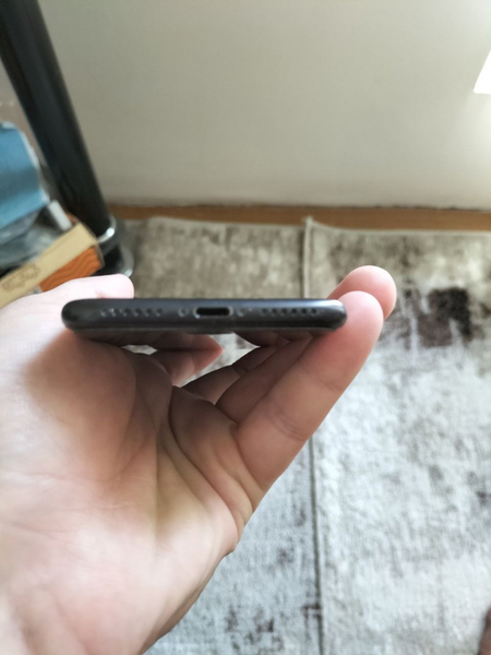 Iphone 7 gb 32 holati yaxshi