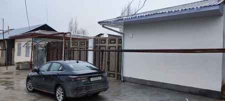 Xovli Sotiladi. 2.5sotix. 4xona. Abdurahmonovda.