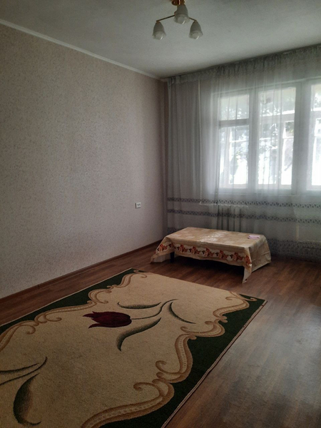 Продается 2/2/4 на массиве Феруза