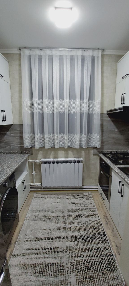 Продается 2-комнатная квартира в Юнусабаде, 11 квартал.