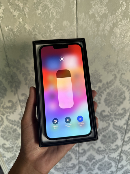 Iphone 13 pro max 256gb LL/A ochilmagan xolati ideal aybi yoq s