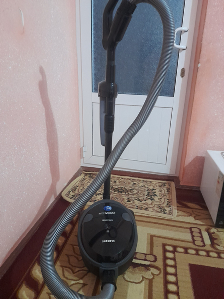 Samsung pilesos 2000W sotiladi