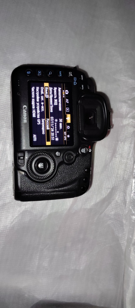 Canon 5d mark 3 sotiladi