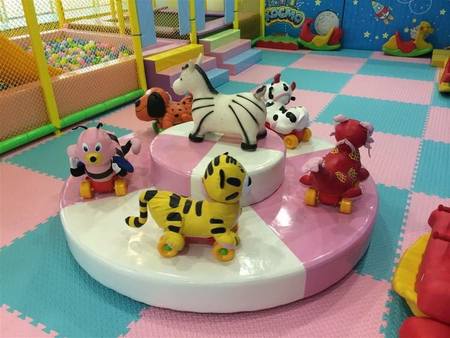 Bolalar o'yingohlari va o'yinchoqlari. Детские игровие игрушки