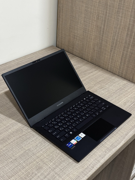 Asus ExpertBook Intel core I7/ 32gb озу/ 1tb ssd