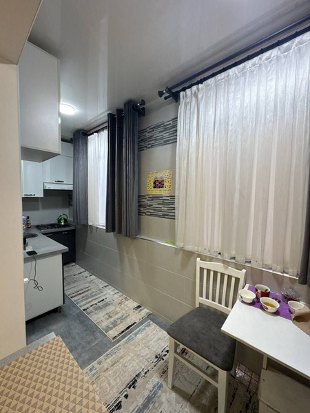 Юнусабад 13кв 2/1/4 переделано в 3х