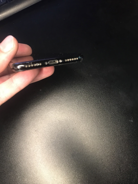 Iphone 7 sotiladi