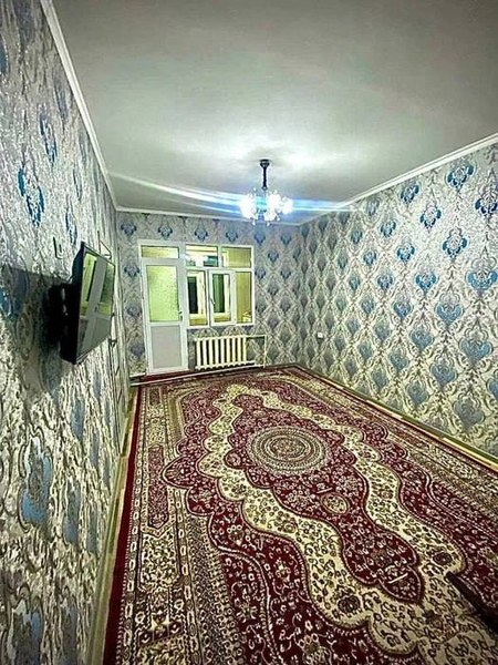 Чиланзар 19 1в2/4/4 не торец балкон 1.5х3 школа 101
