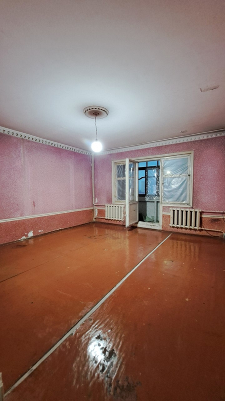 Квартира сотилади Алгоритмда 75квм 5этаж Без ремонт