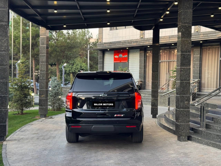 Chevrolet Tahoe 2 RST