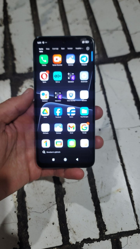 Mi note 11 sotilad