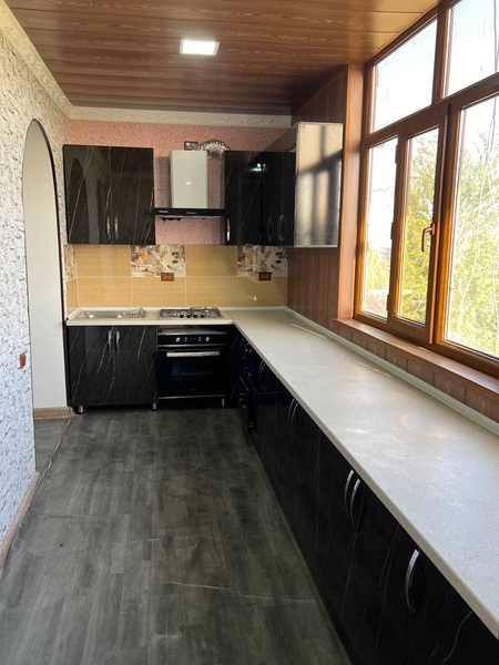 Продаётся 3 комнатная квартира в городе Каган