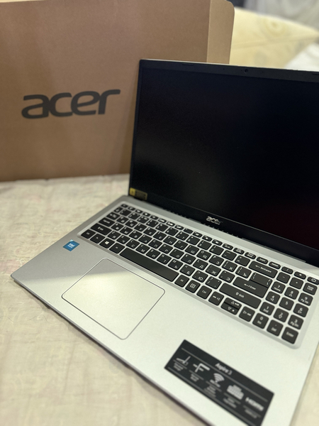 Новый продам acer notebook
