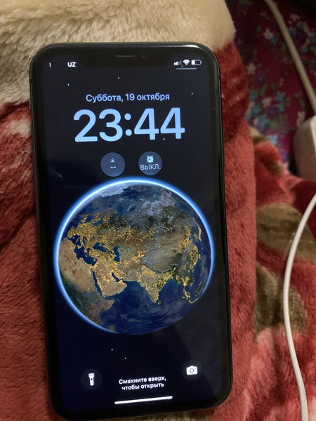 iphone 11 64 gb rangi qora holati idial