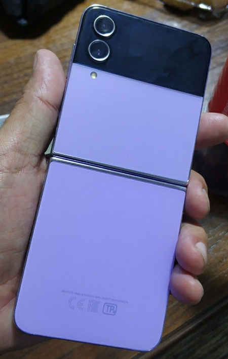 Samsung z Flip 4 8/128GB