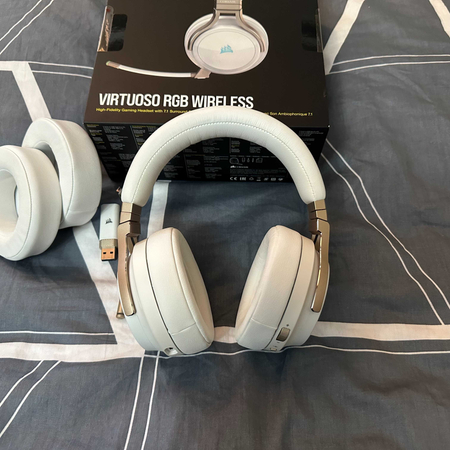 Беспроводные наушники | Corsair Virtuoso RGB Wireless (Белые)