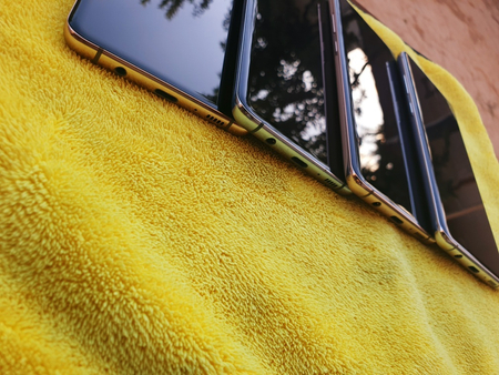 Samsung Galaxy S10 5G X. 256 GB/OzU 8 GB. BooM Aksiya 