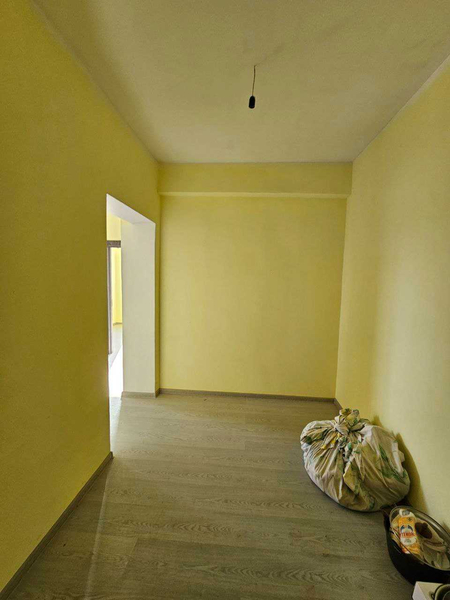 3 xonali 80m² 7-qavat uy sotiladi