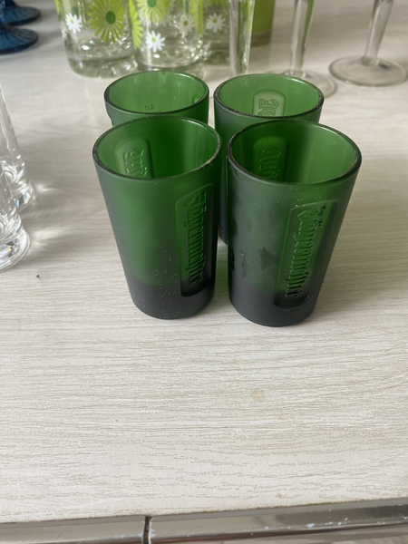 Продаю посуду в хорошем состоянии