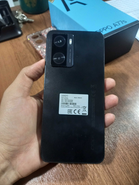 Oppo A77s smartfoni