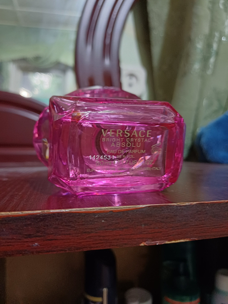 Versace.    50 ml.
