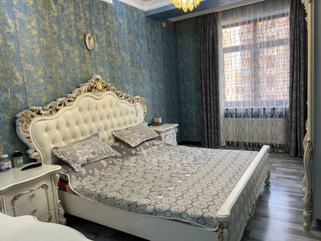 Продаю свою квартиру в Parisien 4комн