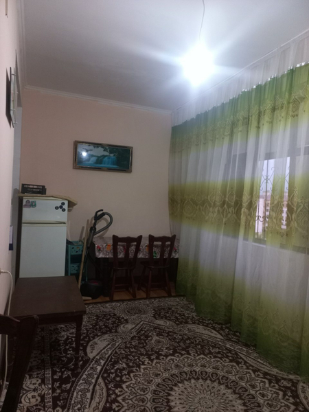 Shahar markazidan 3 xonali kvartira sotiladi