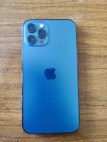 Iphone 12 pro, 128 gb original hech qati almashmagan