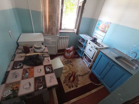 1 ком, 1 этаж Чирчик 4 микрорайон