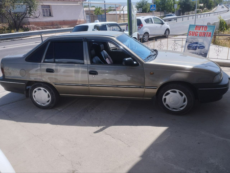 Srochna sotiladi Nexi 1