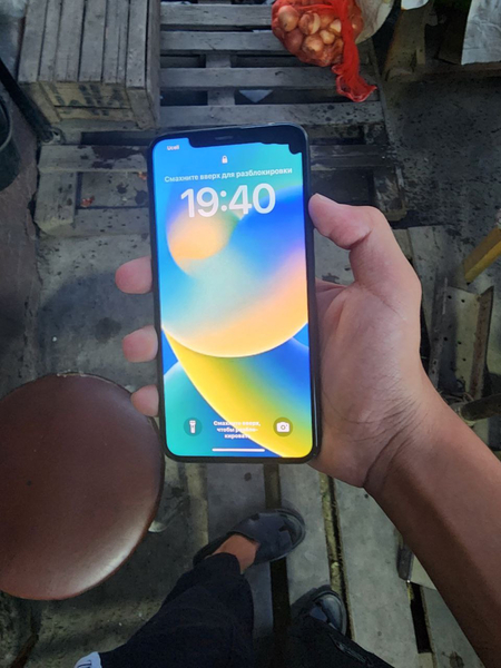 Iphone xs max qora