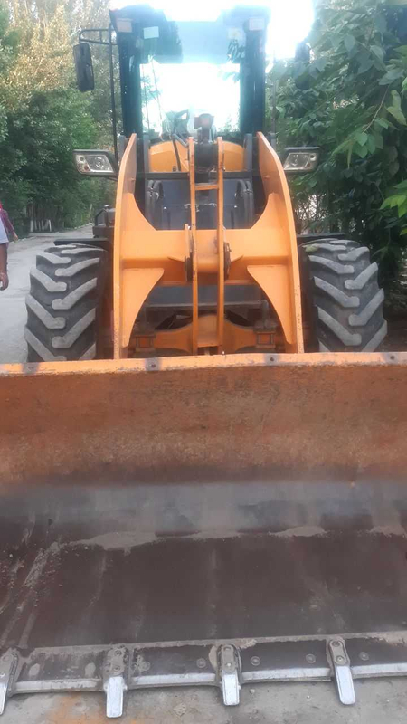 Погрузчик сотилади.