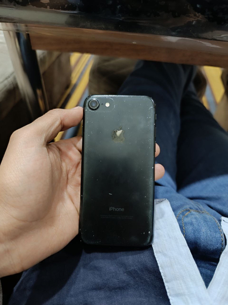 Iphone 7 sotiladi obmen iphone 8 ga