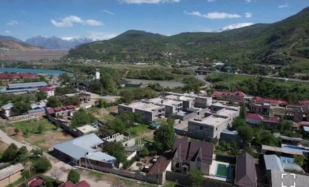 80 соток в Чарваке с проектом на коттеджный городок