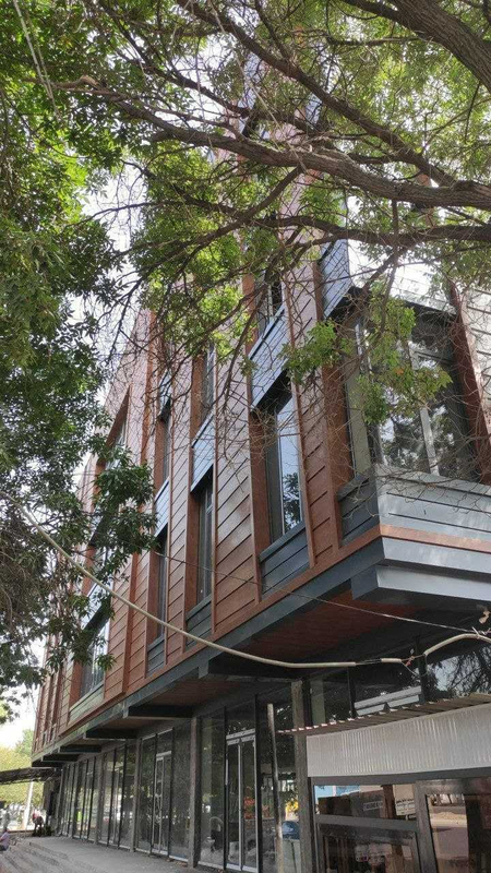 Аренда здания клиника мед учреждение университет школа детсад 2.160м2