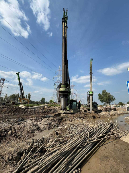 Svaya xizmatlari, qoziq Svay, ishlab chiqaruvchidan svaya xizmatlari