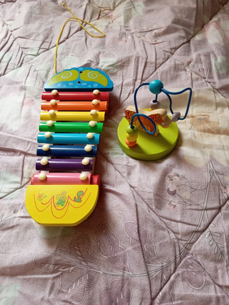 Продам развивающие игрушки
