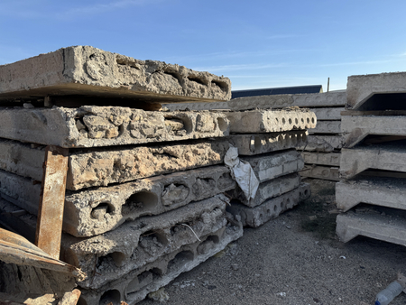 beton plitalar sotiladi