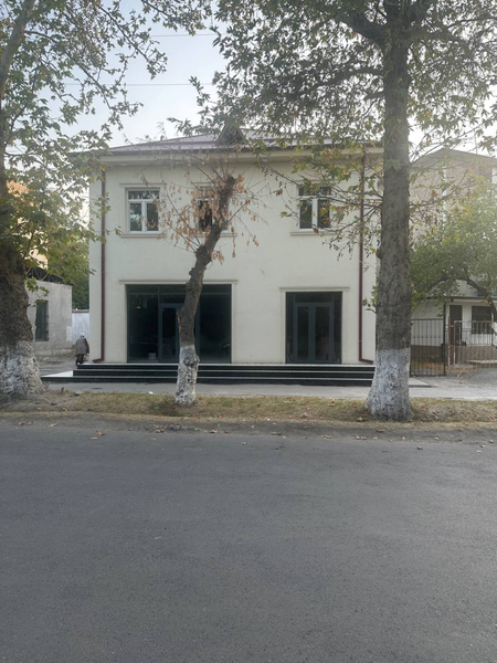 Фаргона шахарда нотурар жой сотилади